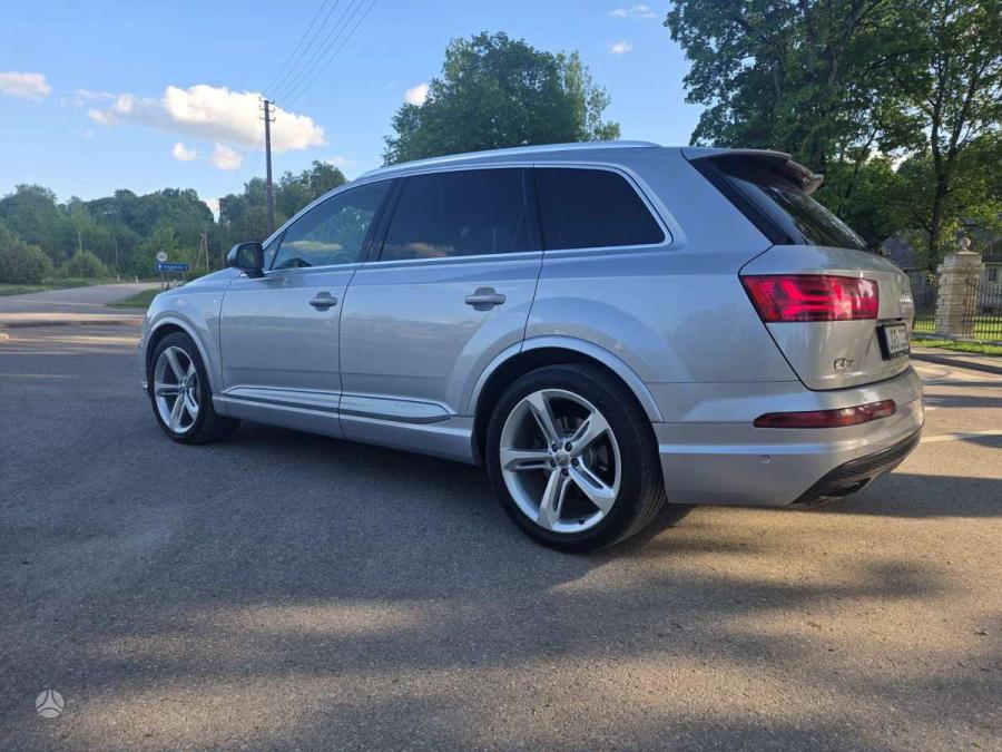 Grey Audi Q7 2016 in Salcininkai, with an engine capacity of 2.97 L and mileage of 272 thousand km for 25500 €, photo 7 on AUTOMOTO.COM.LV