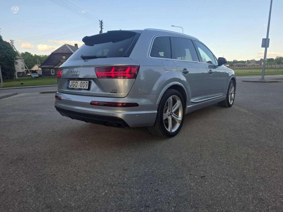 Grey Audi Q7 2016 in Salcininkai, with an engine capacity of 2.97 L and mileage of 272 thousand km for 25500 €, photo 10 on AUTOMOTO.COM.LV