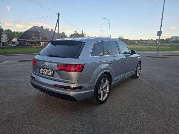 Grey Audi Q7 2016 in Salcininkai, with an engine capacity of 2.97 L and mileage of 272 thousand km for 25500 €, photo 11 on AUTOMOTO.COM.LV