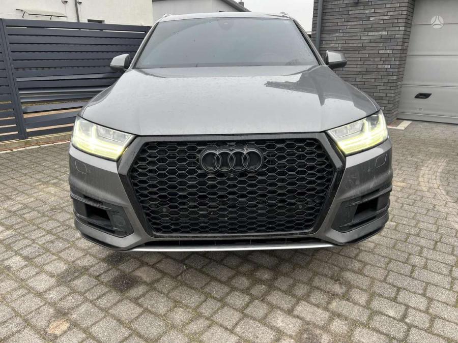 Grey Audi Q7 2017 in Kaunas, with an engine capacity of 3.00 L and mileage of 180 thousand km for 16500 €, photo 5 on AUTOMOTO.COM.LV