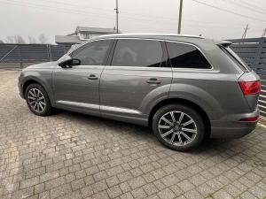 Grey Audi Q7 2017 in Kaunas, with an engine capacity of 3.00 L and mileage of 180 thousand km for 16500 €, photo 7 on AUTOMOTO.COM.LV