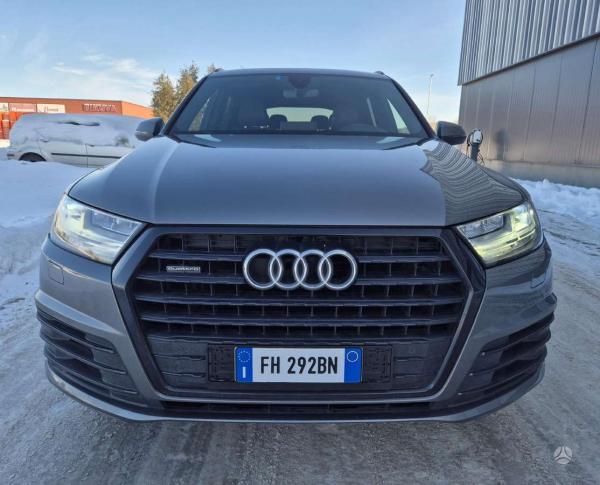 Grey Audi Q7 2017 in Panevezys, with an engine capacity of 2.97 L and mileage of 296 thousand km for 19999 €, photo 9 on AUTOMOTO.COM.LV
