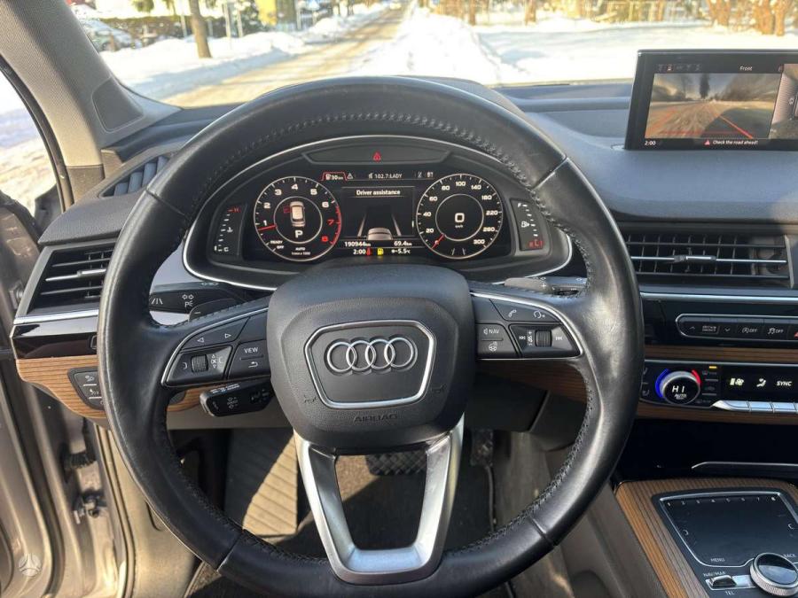 Grey Audi Q7 2017 in Silale, with an engine capacity of 3.00 L and mileage of 191 thousand km for 21100 €, photo 10 on AUTOMOTO.COM.LV
