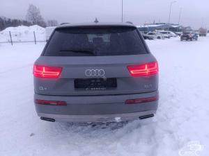 Grey Audi Q7 2017 in Avizieniai, with an engine capacity of 3.00 L and mileage of 199 thousand km for 19900 €, photo 4 on AUTOMOTO.COM.LV