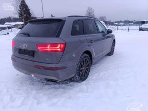Grey Audi Q7 2017 in Avizieniai, with an engine capacity of 3.00 L and mileage of 199 thousand km for 19900 €, photo 5 on AUTOMOTO.COM.LV