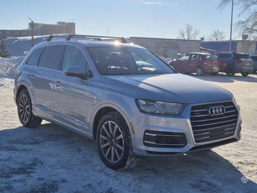 Grey Audi Q7 2017 in Klaipeda, with an engine capacity of 3.00 L and mileage of 270 thousand km for 14400 €, photo 1 on AUTOMOTO.COM.LV