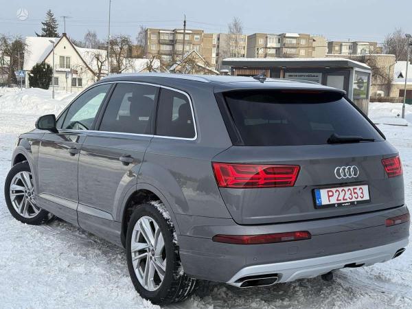 Grey Audi Q7 2017 in Raseiniai, with an engine capacity of 2.97 L and mileage of 202 thousand km for 23750 €, photo 6 on AUTOMOTO.COM.LV