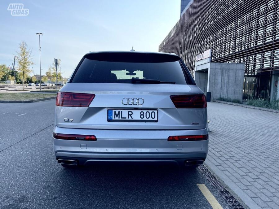 Grey Audi Q7 2017 in Klaipeda, with an engine capacity of 2.00 L and mileage of 133 thousand km for 22000 €, photo 7 on AUTOMOTO.COM.LV