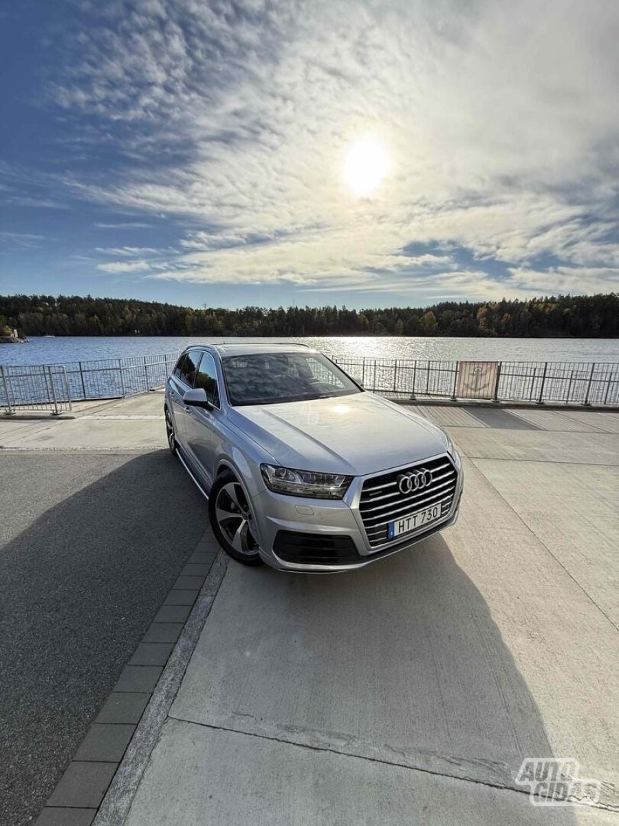 Grey Audi Q7 2017 in Taurage, with an engine capacity of 3.00 L and mileage of 170 thousand km for 26400 €, photo 4 on AUTOMOTO.COM.LV