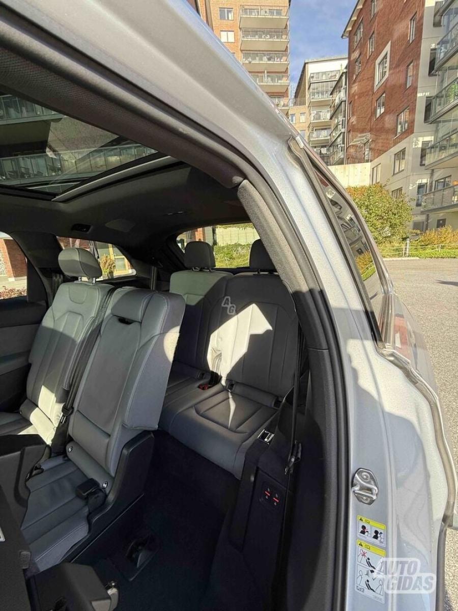 Grey Audi Q7 2017 in Taurage, with an engine capacity of 3.00 L and mileage of 170 thousand km for 26400 €, photo 11 on AUTOMOTO.COM.LV