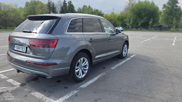 Grey Audi Q7 2017 in Vilnius, with an engine capacity of 3.00 L and mileage of 300 thousand km for 15500 €, photo 6 on AUTOMOTO.COM.LV