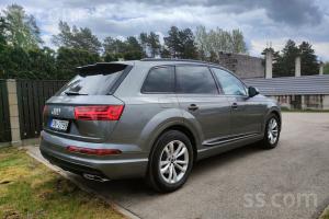 Grey Audi Q7 2017 in Riga, with an engine capacity of 3.00 L and mileage of 299 thousand km for 21950 €, photo 4 on AUTOMOTO.COM.LV