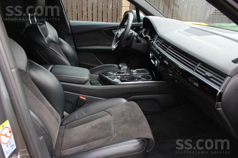 Grey Audi Q7 2017 in Riga, with an engine capacity of 3.00 L and mileage of 299 thousand km for 21950 €, photo 16 on AUTOMOTO.COM.LV