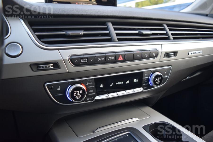 Grey Audi Q7 2017 in Riga, with an engine capacity of 3.00 L and mileage of 351 thousand km for 19000 €, photo 18 on AUTOMOTO.COM.LV