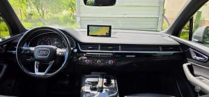 Grey Audi Q7 2017 in Vilnius, with an engine capacity of 3.00 L and mileage of 300 thousand km for 11900 €, photo 10 on AUTOMOTO.COM.LV
