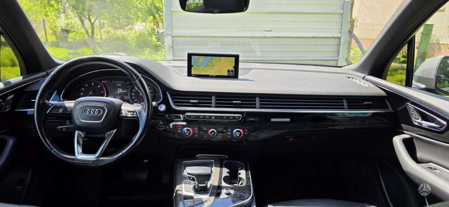 Grey Audi Q7 2017 in Vilnius, with an engine capacity of 3.00 L and mileage of 300 thousand km for 11900 €, photo 10 on AUTOMOTO.COM.LV