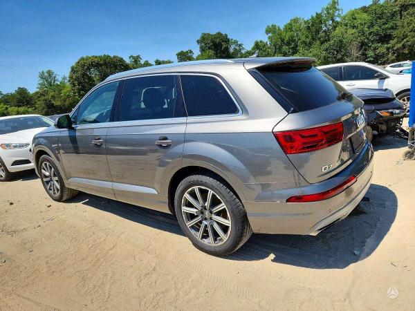 Grey Audi Q7 2017 in Kaunas, with an engine capacity of 3.00 L and mileage of 195 thousand km for 11300 €, photo 4 on AUTOMOTO.COM.LV