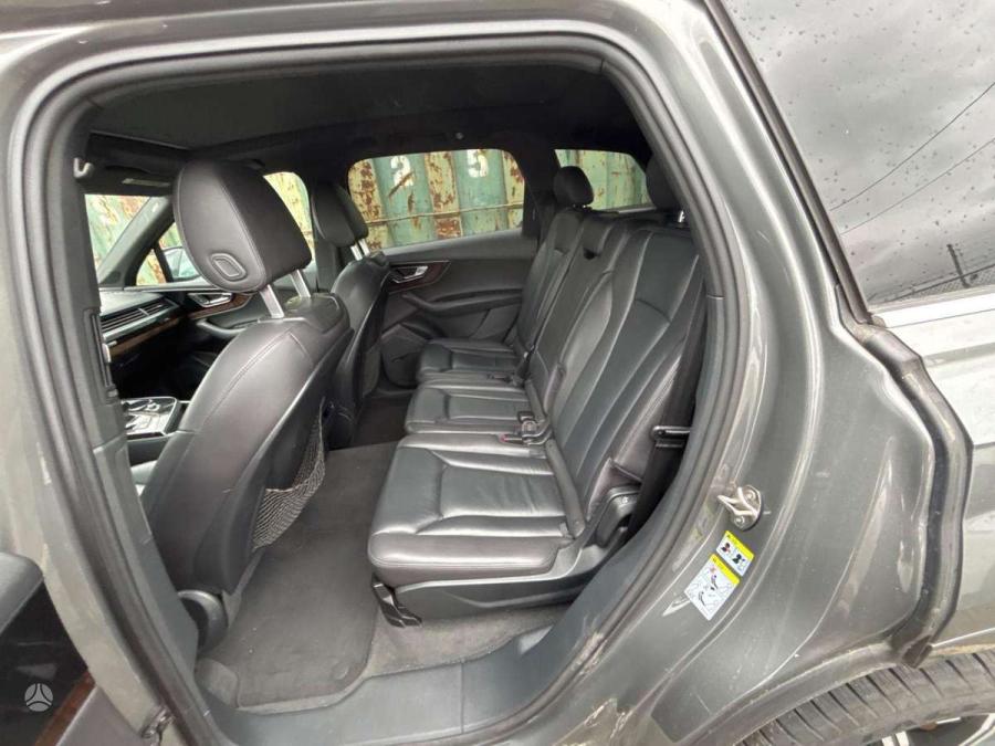 Pelēks Audi Q7 2017 Kauņa, ar dzinēja tilpumu 3.00 L un nobraukumu 195 tūkst. km par 11300 €, foto 11 vietnē AUTOMOTO.COM.LV