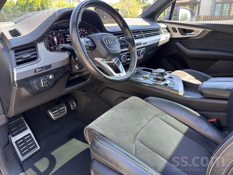 Grey Audi Q7 2017 in Riga, with an engine capacity of 3.00 L and mileage of 276 thousand km for 21450 €, photo 11 on AUTOMOTO.COM.LV