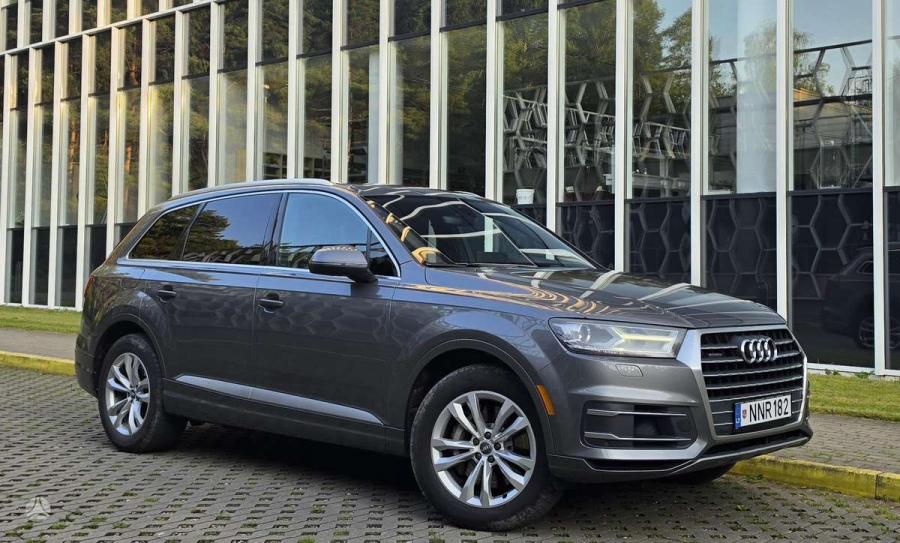 Grey Audi Q7 2017 in Vilnius, with an engine capacity of 3.00 L and mileage of 300 thousand km for 13200 €, photo 6 on AUTOMOTO.COM.LV