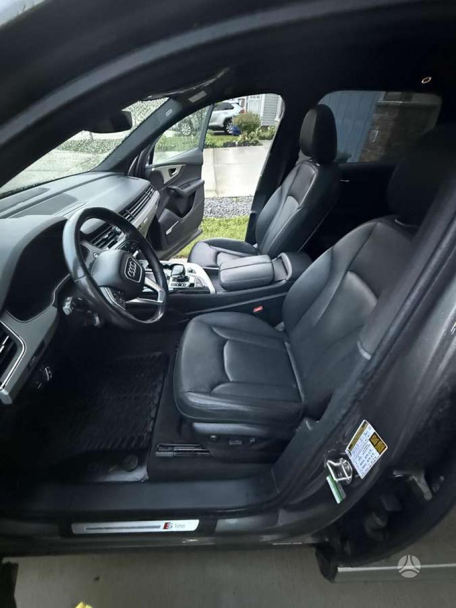 Grey Audi Q7 2017 in Klaipeda, with an engine capacity of 3.00 L and mileage of 155 thousand km for 21800 €, photo 10 on AUTOMOTO.COM.LV