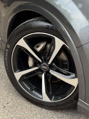 Grey Audi Q7 2017 in Vilnius, with an engine capacity of 2.97 L and mileage of 153 thousand km for 27000 €, photo 11 on AUTOMOTO.COM.LV