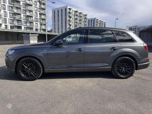 Grey Audi Q7 2017 in Vilnius, with an engine capacity of 2.97 L and mileage of 226 thousand km for 25990 €, photo 4 on AUTOMOTO.COM.LV