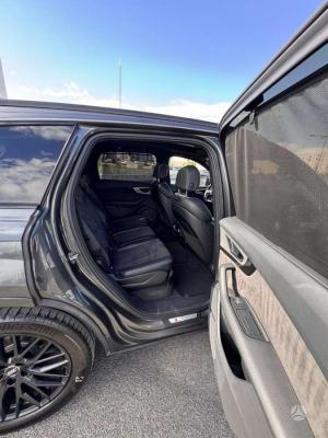 Grey Audi Q7 2017 in Vilnius, with an engine capacity of 2.97 L and mileage of 226 thousand km for 25990 €, photo 20 on AUTOMOTO.COM.LV