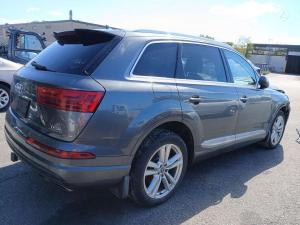 Pelēks Audi Q7 2017 Viļņa, ar dzinēja tilpumu 3.00 L un nobraukumu 170 tūkst. km par 10200 €, foto 12 vietnē AUTOMOTO.COM.LV