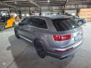 Pelēks Audi Q7 2017 Biržai, ar dzinēja tilpumu 3.00 L un nobraukumu 180 tūkst. km par 18000 €, foto 4 vietnē AUTOMOTO.COM.LV