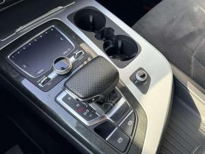 Grey Audi Q7 2017 in Salcininkai, with an engine capacity of 2.97 L and mileage of 353 thousand km for 23000 €, photo 8 on AUTOMOTO.COM.LV