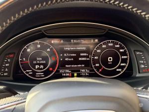 Grey Audi Q7 2017 in Salcininkai, with an engine capacity of 2.97 L and mileage of 353 thousand km for 23000 €, photo 12 on AUTOMOTO.COM.LV