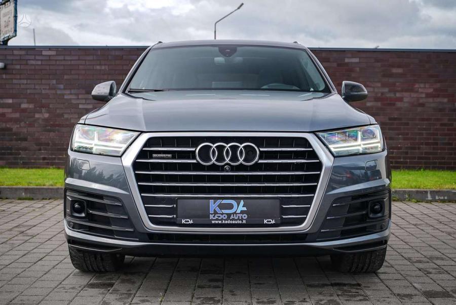 Grey Audi Q7 2017 in Marijampole, with an engine capacity of 2.97 L and mileage of 263 thousand km for 25950 €, photo 3 on AUTOMOTO.COM.LV