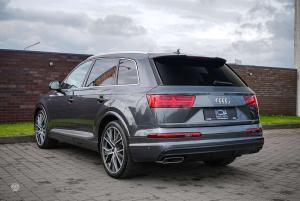 Grey Audi Q7 2017 in Marijampole, with an engine capacity of 2.97 L and mileage of 263 thousand km for 25950 €, photo 8 on AUTOMOTO.COM.LV