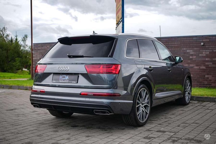 Grey Audi Q7 2017 in Marijampole, with an engine capacity of 2.97 L and mileage of 263 thousand km for 25950 €, photo 10 on AUTOMOTO.COM.LV