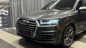 Grey Audi Q7 2018 in Riga, with an engine capacity of 4.00 L and mileage of 178 thousand km for 36990 €, photo 8 on AUTOMOTO.COM.LV