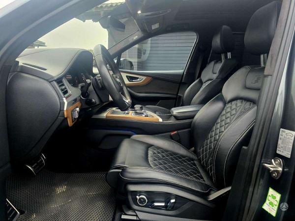 Grey Audi Q7 2018 in Palanga, with an engine capacity of 2.97 L and mileage of 220 thousand km for 34000 €, photo 11 on AUTOMOTO.COM.LV