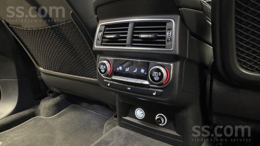 Grey Audi Q7 2018 in Riga, with an engine capacity of 4.00 L and mileage of 169 thousand km for 32990 €, photo 15 on AUTOMOTO.COM.LV
