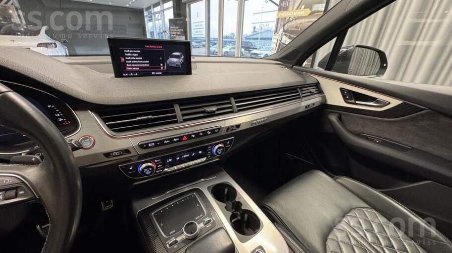 Grey Audi Q7 2018 in Riga, with an engine capacity of 4.00 L and mileage of 169 thousand km for 32990 €, photo 33 on AUTOMOTO.COM.LV