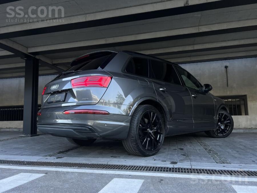 Grey Audi Q7 2018 in Riga, with an engine capacity of 3.00 L and mileage of 280 thousand km for 29990 €, photo 9 on AUTOMOTO.COM.LV