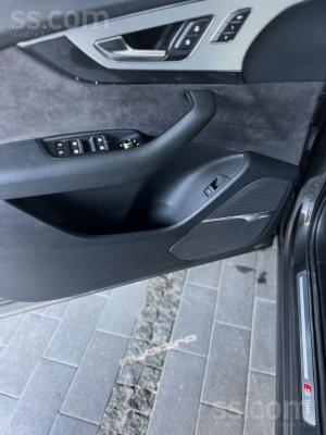 Grey Audi Q7 2018 in Riga, with an engine capacity of 3.00 L and mileage of 280 thousand km for 29990 €, photo 20 on AUTOMOTO.COM.LV