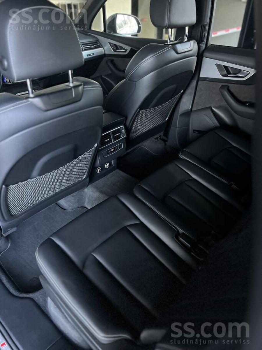 Grey Audi Q7 2018 in Riga, with an engine capacity of 3.00 L and mileage of 280 thousand km for 29990 €, photo 21 on AUTOMOTO.COM.LV