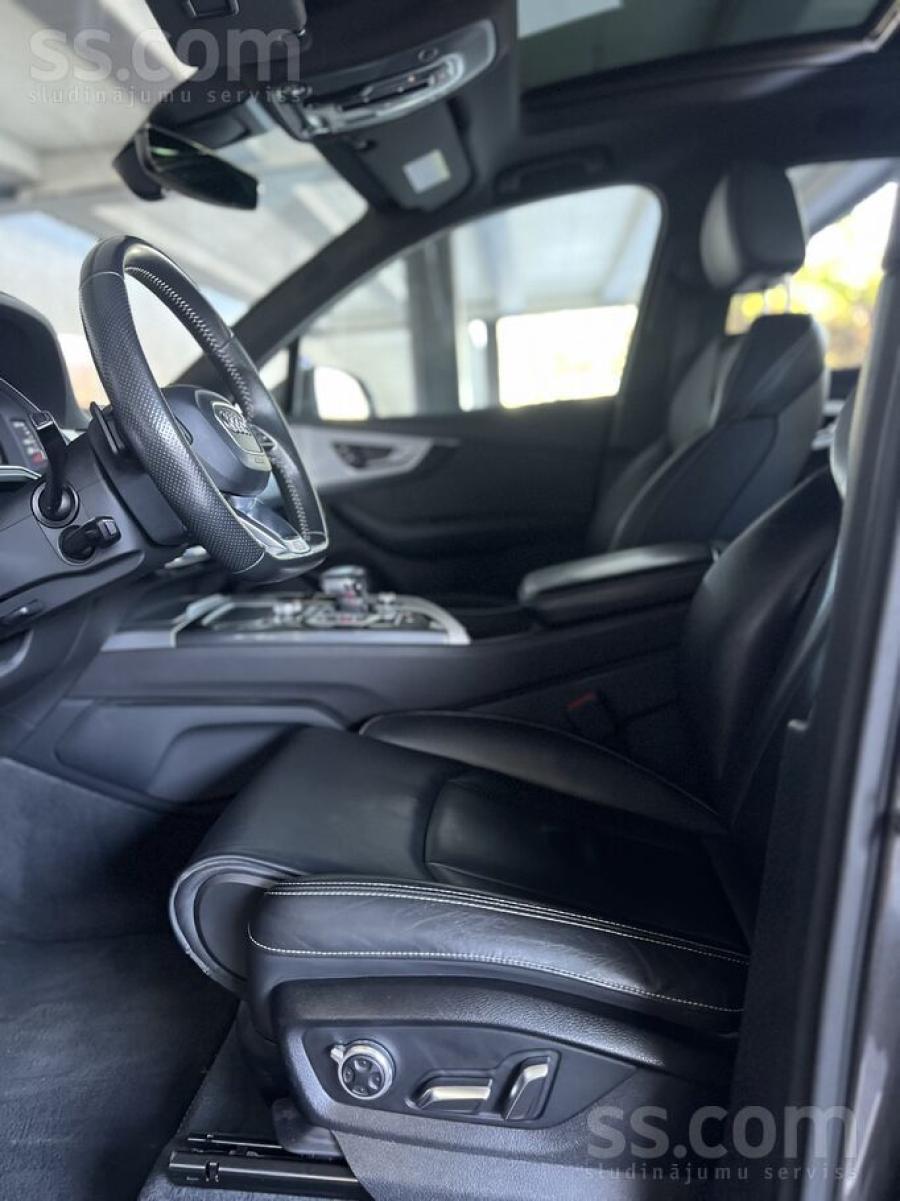 Grey Audi Q7 2018 in Riga, with an engine capacity of 3.00 L and mileage of 280 thousand km for 29990 €, photo 22 on AUTOMOTO.COM.LV