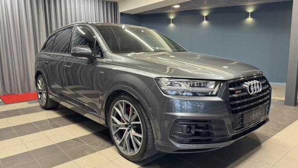 Pelēks Audi Q7 2018 Rīga, ar dzinēja tilpumu 4.00 L un nobraukumu 169 tūkst. km par 36990 €, foto 2 vietnē AUTOMOTO.COM.LV