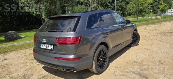 Grey Audi Q7 2018 in Riga, with an engine capacity of 3.00 L and mileage of 126 thousand km for 31800 €, photo 10 on AUTOMOTO.COM.LV
