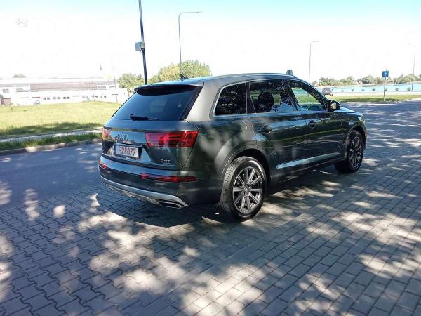 Grey Audi Q7 2018 in Siauliai, with an engine capacity of 3.00 L and mileage of 192 thousand km for 25800 €, photo 6 on AUTOMOTO.COM.LV