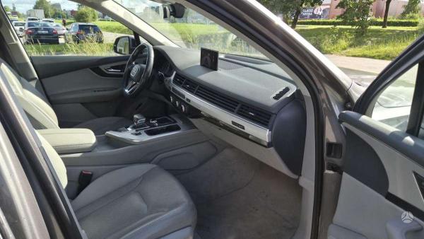 Grey Audi Q7 2018 in Klaipeda, with an engine capacity of 1.98 L and mileage of 176 thousand km for 18400 €, photo 9 on AUTOMOTO.COM.LV