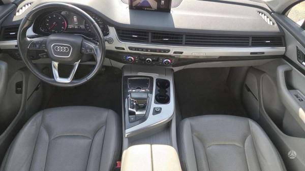 Grey Audi Q7 2018 in Klaipeda, with an engine capacity of 1.98 L and mileage of 176 thousand km for 18400 €, photo 10 on AUTOMOTO.COM.LV