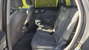 Grey Audi Q7 2018 in Klaipeda, with an engine capacity of 1.98 L and mileage of 176 thousand km for 18400 €, photo 15 on AUTOMOTO.COM.LV