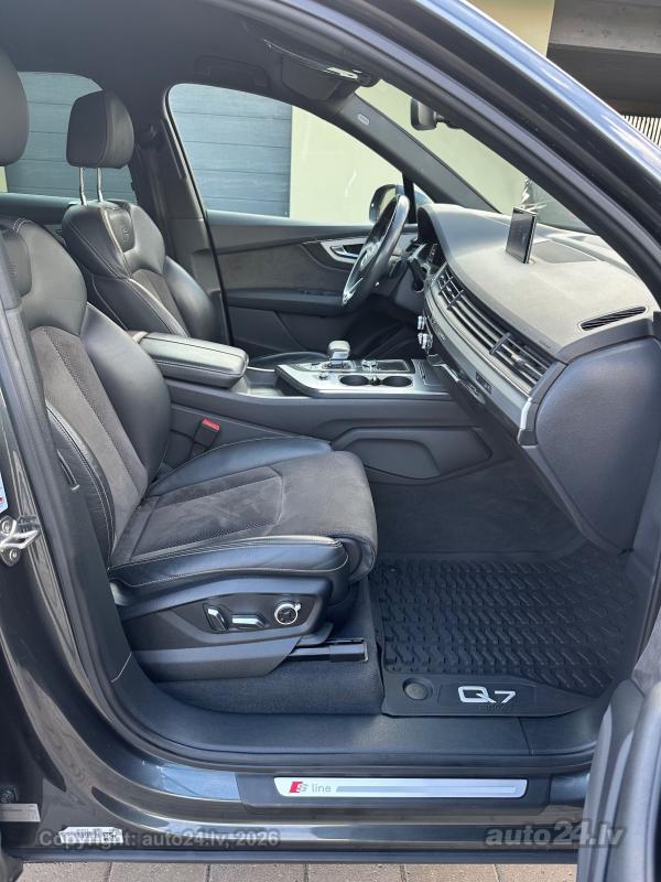 Pelēks Audi Q7 2018 Veru, ar dzinēja tilpumu 3.00 L un nobraukumu 160 tūkst. km par 26100 €, foto 10 vietnē AUTOMOTO.COM.LV